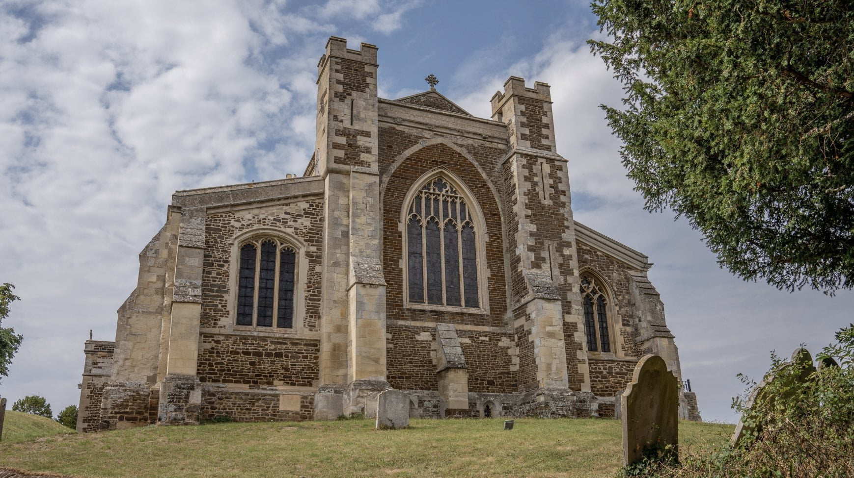 The Church on the Hill: A guided tour of All Saints' Church, Shillington